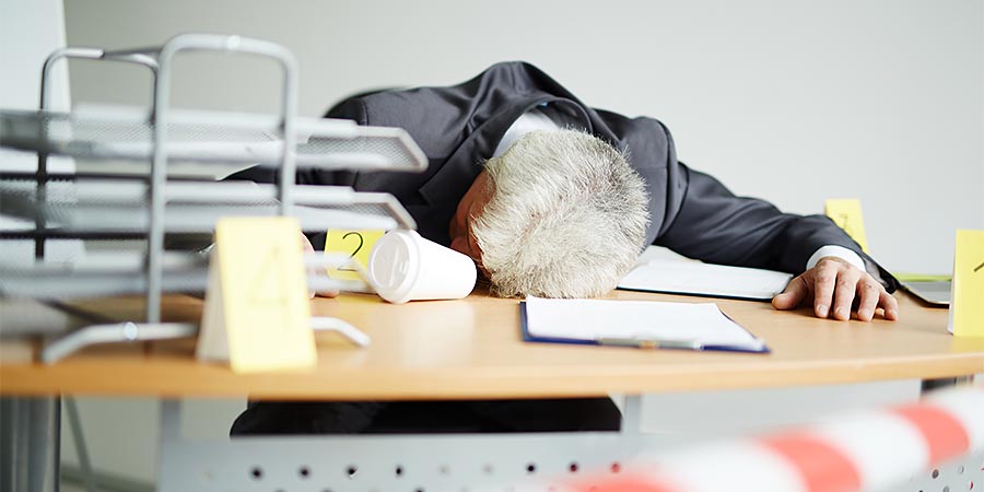 Karoshi: Tiefgreifender Blick auf Japans „Tod durch Überarbeitung ...